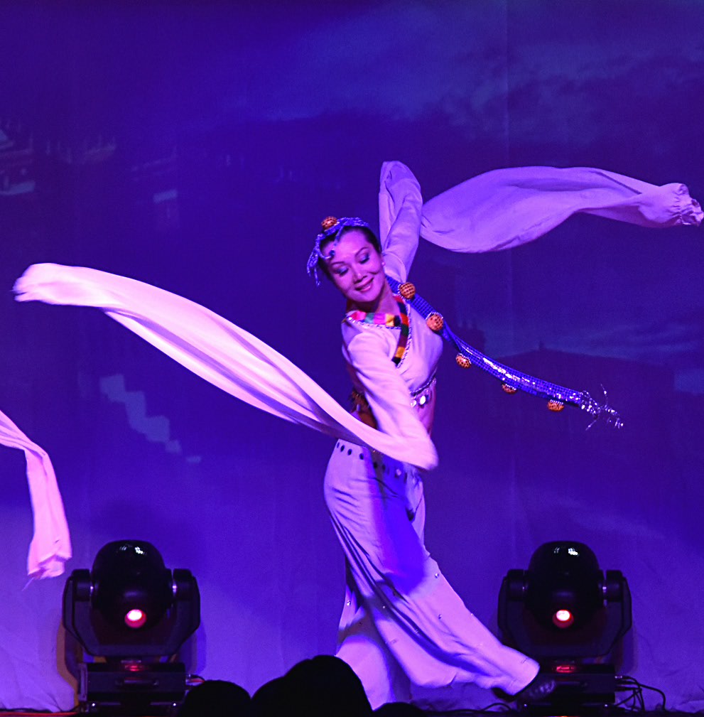 Maggie LI (Outstanding Dancer) – Sydney Chinese Dance Group